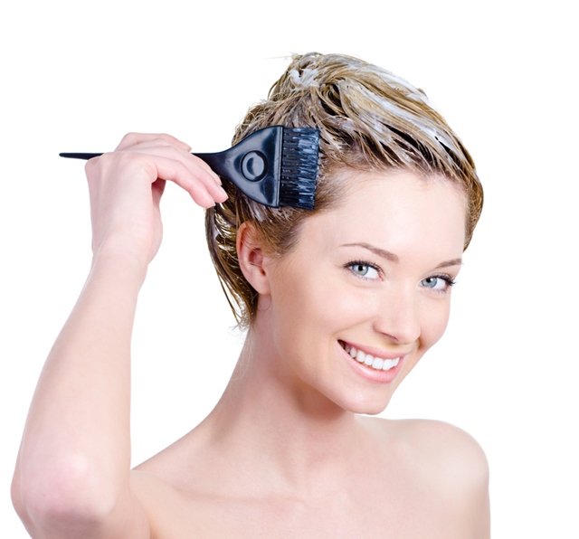 6 Perkara Perlu Tahu Sebelum Mewarnakan Rambut
