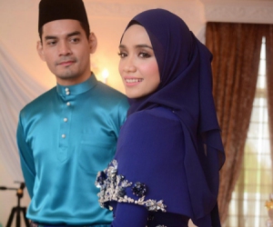 Ummi Nazeera Bertunang Dengan Doktor