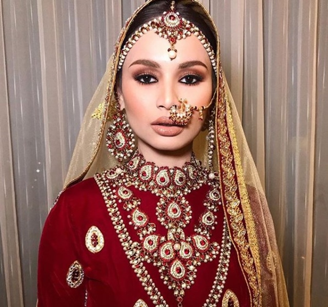 Gambar Di Sekitar Malam Berinai Ala Bollywood Izara Aishah Dan Adib Khalid